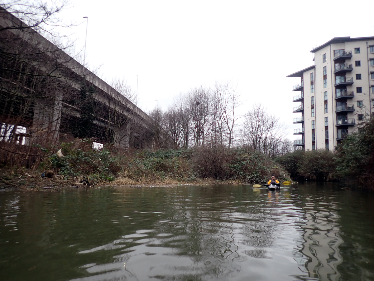 Kayaking the River Roding & Barking Creek, from the Thames to Ilford ...